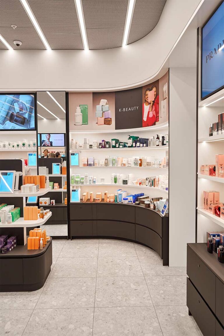 Adore Beauty Opens At Westfield Carindale - Style Magazines