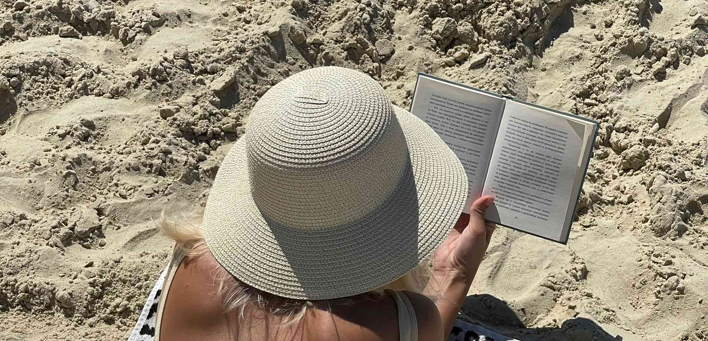 8 Of Our Favourite Reads of the Month - Style Magazines