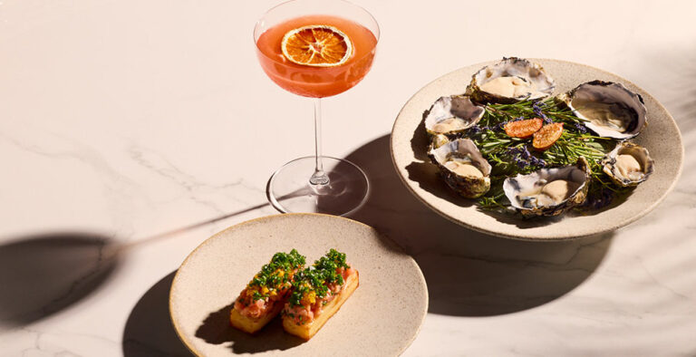 Is This Brisbane’s Most Unique Restaurant? Dine On Top Of The River At ...